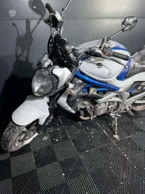 Suzuki SFV 2010 in Taurage, with an engine capacity of 0.65 L and mileage of 20 thousand km for 1950 €, photo 2 on AUTOMOTO.COM.LV