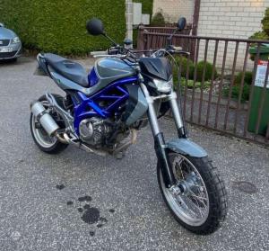 Suzuki SFV 2014 Pasvalys, ar dzinēja tilpumu 0.65 L un nobraukumu 20 tūkst. km par 2250 €, foto 3 vietnē AUTOMOTO.COM.LV