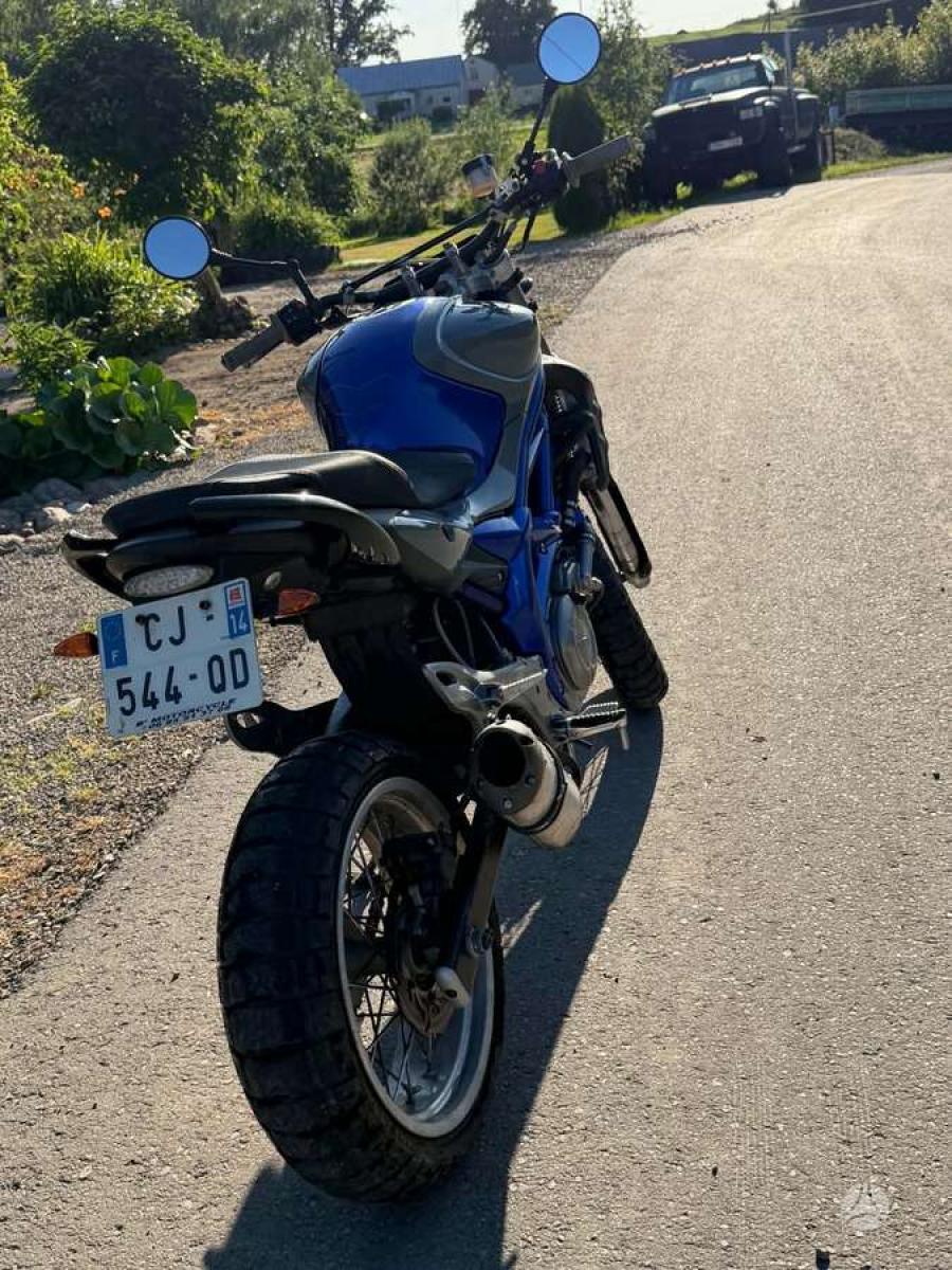 Suzuki SFV 2014 Pasvalys, ar dzinēja tilpumu 0.65 L un nobraukumu 20 tūkst. km par 2250 €, foto 8 vietnē AUTOMOTO.COM.LV