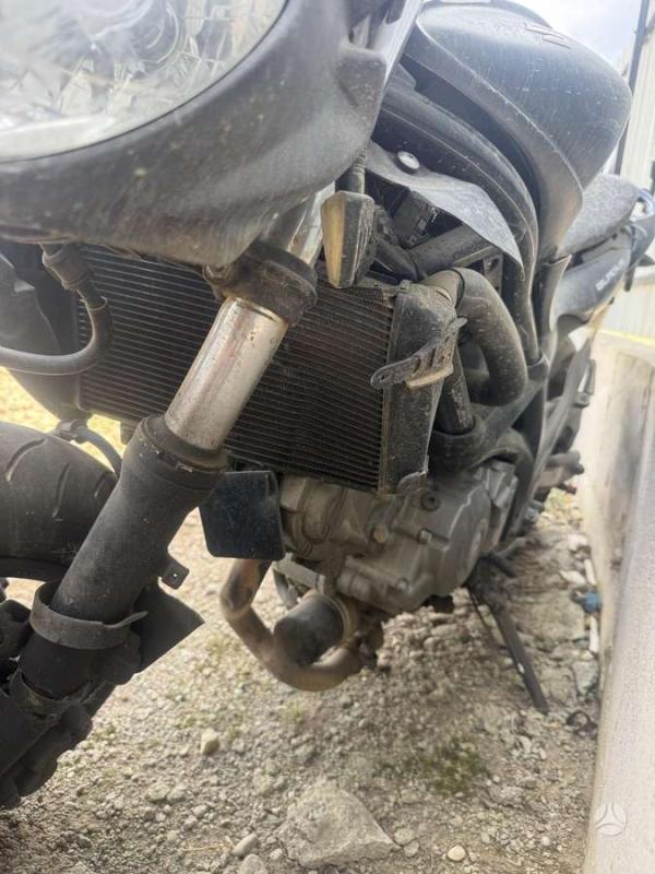Suzuki SFV 2014 in Taurage, with an engine capacity of 0.65 L and mileage of 22 thousand km for 1250 €, photo 3 on AUTOMOTO.COM.LV