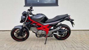 Suzuki SFV 2015 Šilutė, ar dzinēja tilpumu 0.65 L un nobraukumu 13 tūkst. km par 3250 €, foto 3 vietnē AUTOMOTO.COM.LV