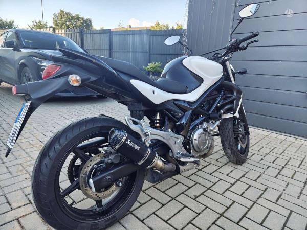 White Suzuki SFV 2014 in Kaunas, with an engine capacity of 0.65 L and mileage of 25 thousand km for 2999 €, photo 5 on AUTOMOTO.COM.LV