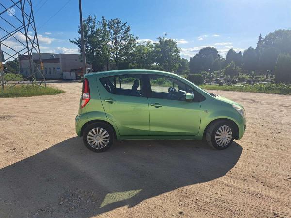 Green Suzuki Splash 2008 in Kaunas, with an engine capacity of 1.00 L and mileage of 260 thousand km for 1800 €, photo 4 on AUTOMOTO.COM.LV