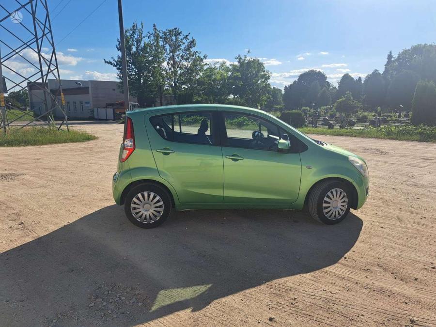 Green Suzuki Splash 2008 in Kaunas, with an engine capacity of 1.00 L and mileage of 260 thousand km for 1800 €, photo 5 on AUTOMOTO.COM.LV