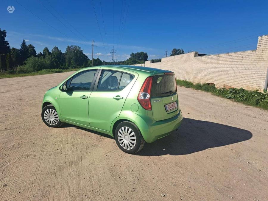 Green Suzuki Splash 2008 in Kaunas, with an engine capacity of 1.00 L and mileage of 260 thousand km for 1800 €, photo 8 on AUTOMOTO.COM.LV