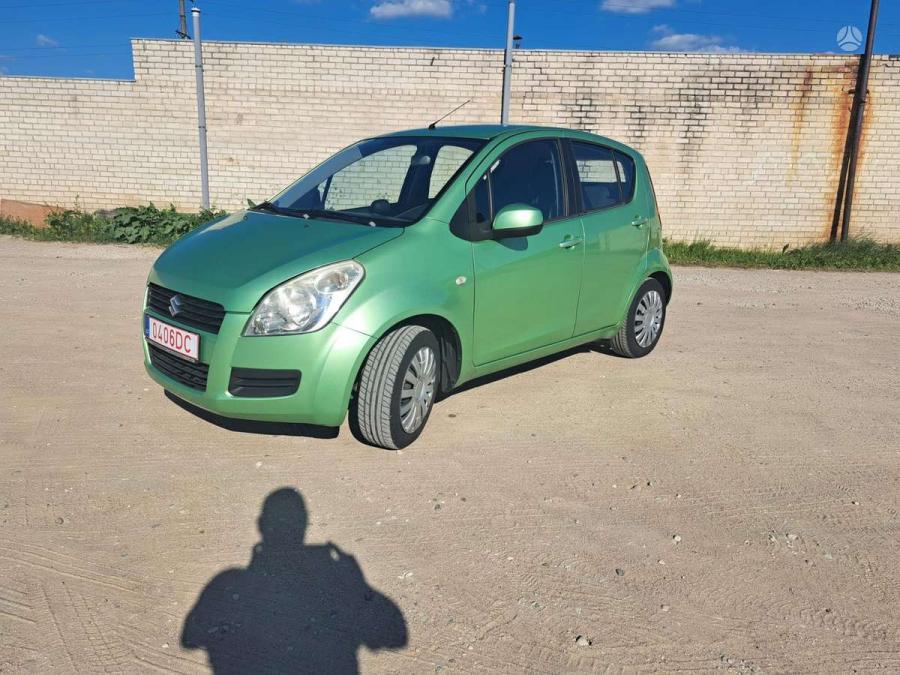 Green Suzuki Splash 2008 in Kaunas, with an engine capacity of 1.00 L and mileage of 260 thousand km for 1800 €, photo 9 on AUTOMOTO.COM.LV