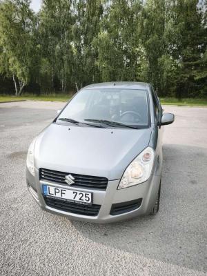 Grey Suzuki Splash 2011 in Pakruojis, with an engine capacity of 1.00 L and mileage of 168 thousand km for 1900 €, photo  on AUTOMOTO.COM.LV