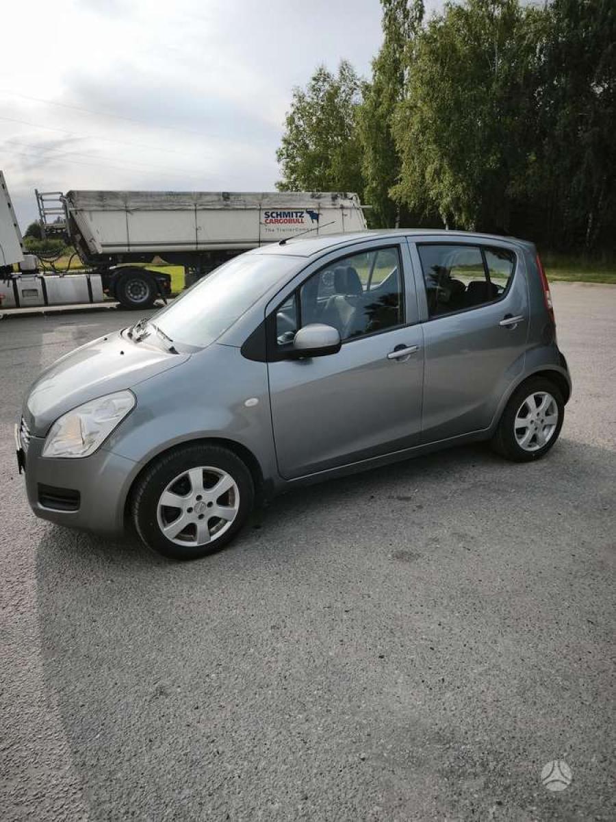 Grey Suzuki Splash 2011 in Pakruojis, with an engine capacity of 1.00 L and mileage of 168 thousand km for 1900 €, photo 3 on AUTOMOTO.COM.LV