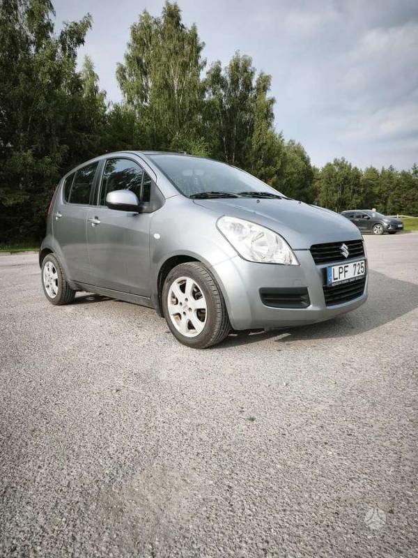 Grey Suzuki Splash 2011 in Pakruojis, with an engine capacity of 1.00 L and mileage of 168 thousand km for 1900 €, photo 6 on AUTOMOTO.COM.LV