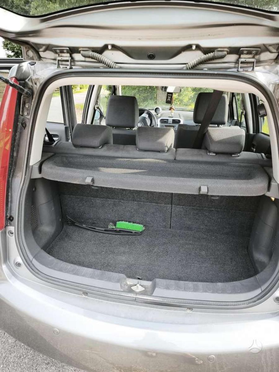 Grey Suzuki Splash 2011 in Pakruojis, with an engine capacity of 1.00 L and mileage of 168 thousand km for 1900 €, photo 18 on AUTOMOTO.COM.LV