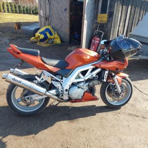 Suzuki SV 1000 2003 Gulbene, ar dzinēja tilpumu 1.00 L un nobraukumu 0 tūkst. km par 2750 €, foto  vietnē AUTOMOTO.COM.LV