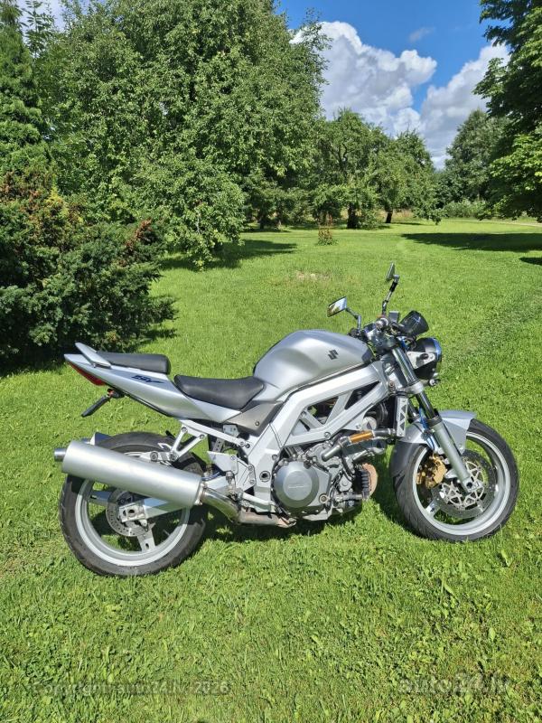 Сузуки SV 1000 2004 в Пярну, объемом двигателя 1.00 л и пробегом 40 тыс. км за 3100 €, фото 4 на AUTOMOTO.COM.LV