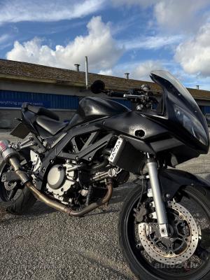 Black Suzuki SV 650 2006 in Tallinn, with an engine capacity of 0.65 L and mileage of 50 thousand km for 2500 €, photo  on AUTOMOTO.COM.LV
