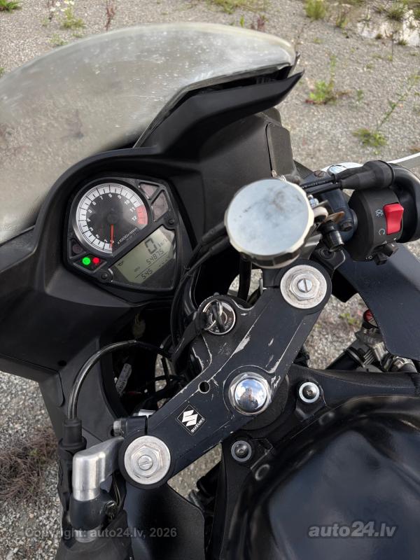 Черный Сузуки SV 650 2006 в Таллин, объемом двигателя 0.65 л и пробегом 50 тыс. км за 2500 €, фото 7 на AUTOMOTO.COM.LV
