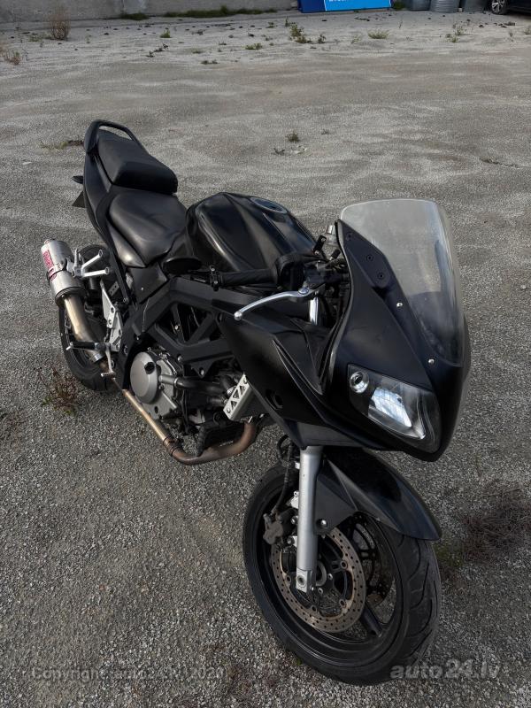 Черный Сузуки SV 650 2006 в Таллин, объемом двигателя 0.65 л и пробегом 50 тыс. км за 2500 €, фото 11 на AUTOMOTO.COM.LV