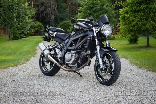 Suzuki SV 650 2007 Tallina vietnē Melns Suzuki SV 650 2007 Tallina, ar dzinēja tilpumu 0.65 L un nobraukumu 52 tūkst. km par 3400 €, foto 1 vietnē AUTOMOTO.COM.LV