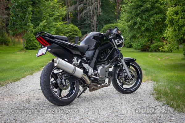 Suzuki SV 650 2007 Tallina vietnē Melns Suzuki SV 650 2007 Tallina, ar dzinēja tilpumu 0.65 L un nobraukumu 52 tūkst. km par 3400 €, foto 3 vietnē AUTOMOTO.COM.LV