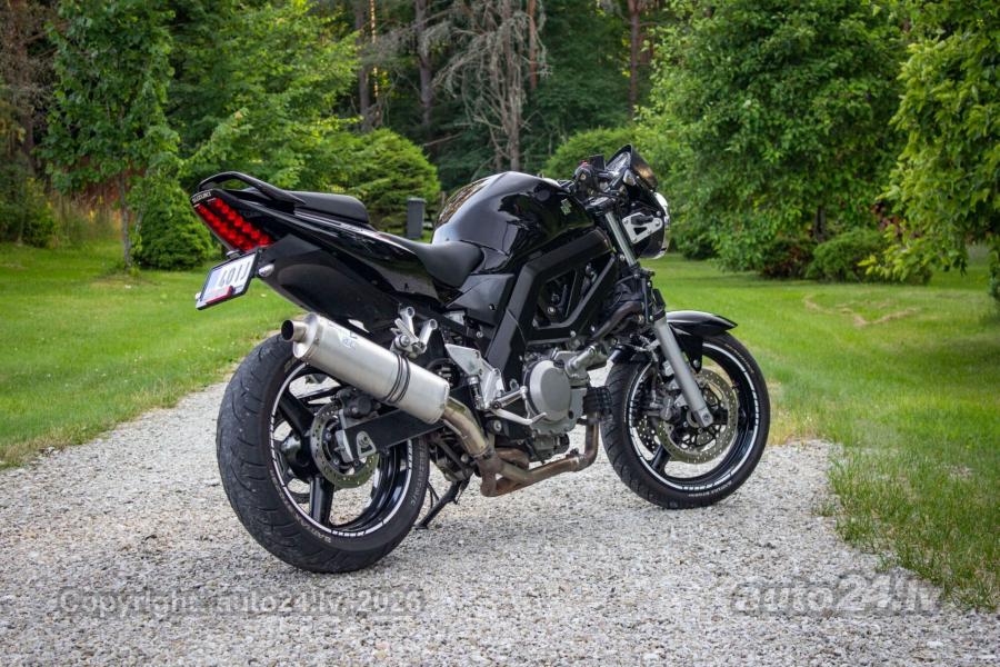 Melns Suzuki SV 650 2007 Tallina, ar dzinēja tilpumu 0.65 L un nobraukumu 52 tūkst. km par 3400 €, foto 3 vietnē AUTOMOTO.COM.LV