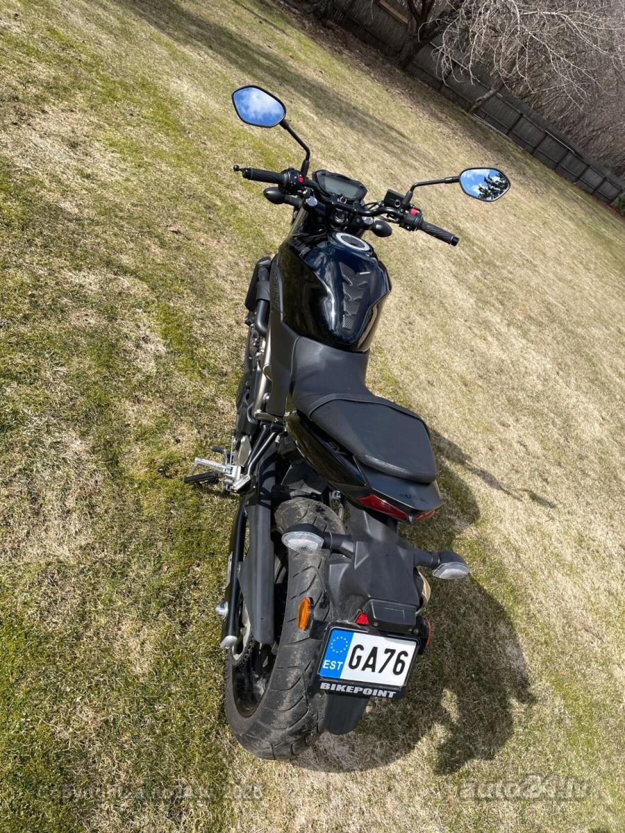 Black Suzuki SV 650 2023 in Tallinn, with an engine capacity of 0.00 L and mileage of 3 thousand km for 6400 €, photo 4 on AUTOMOTO.COM.LV