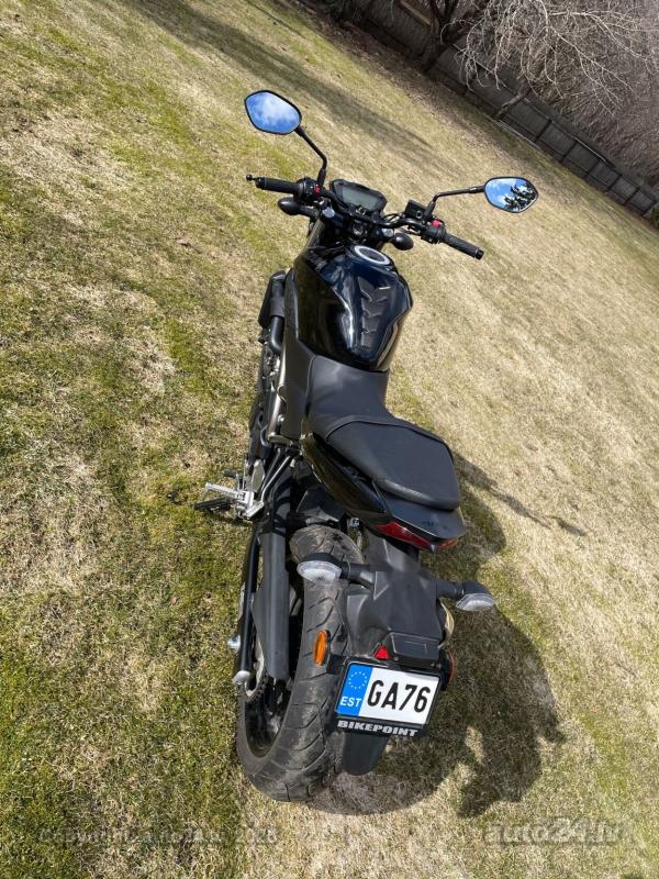 Melns Suzuki SV 650 2023 Tallina, ar dzinēja tilpumu 0.00 L un nobraukumu 3 tūkst. km par 6400 €, foto 4 vietnē AUTOMOTO.COM.LV