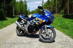 Синий Сузуки SV 650 2000 в Пярну, объемом двигателя 0.65 л и пробегом 46 тыс. км за 2400 €, фото 3 на AUTOMOTO.COM.LV