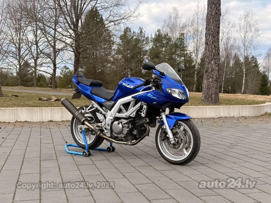 Blue Suzuki SV 650 2003 in Tallinn, with an engine capacity of 0.65 L and mileage of 49 thousand km for 2800 €, photo 3 on AUTOMOTO.COM.LV