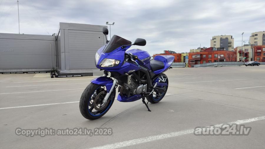 Синий Сузуки SV 650 2005 в Таллин, объемом двигателя 0.65 л и пробегом 40 тыс. км за 3350 €, фото 3 на AUTOMOTO.COM.LV