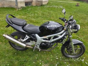 Grey Suzuki SV 650 1999 in Rapla, with an engine capacity of 0.65 L and mileage of 31 thousand km for 2000 €, photo 3 on AUTOMOTO.COM.LV