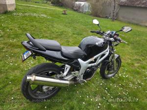 Grey Suzuki SV 650 1999 in Rapla, with an engine capacity of 0.65 L and mileage of 31 thousand km for 2000 €, photo 4 on AUTOMOTO.COM.LV