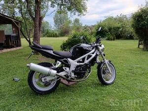 Suzuki SV 650 1999 Valmiera, ar dzinēja tilpumu 0.65 L un nobraukumu 0 tūkst. km par 2300 €, foto 3 vietnē AUTOMOTO.COM.LV