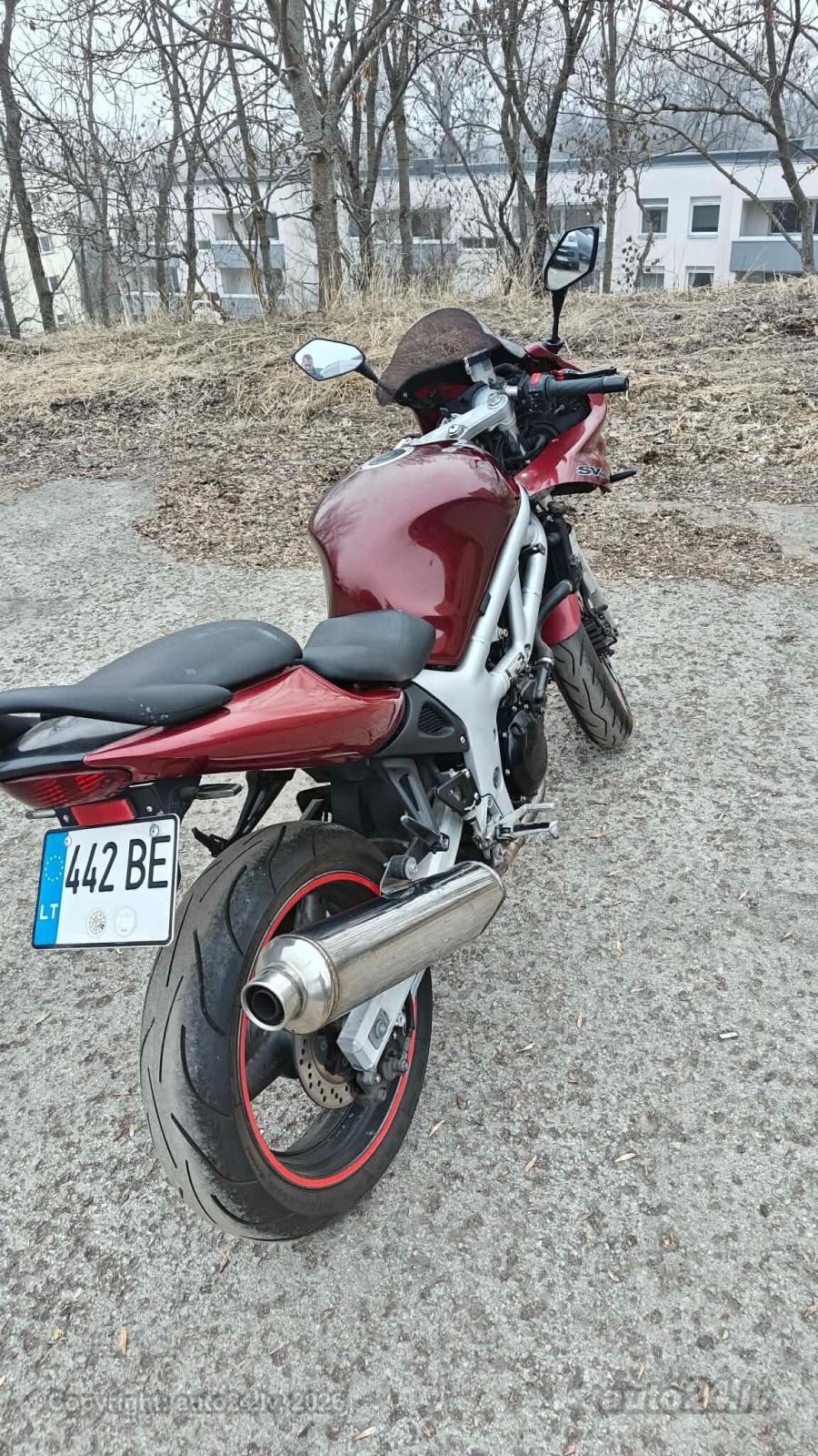 Suzuki SV 650 2000 Tallina, ar dzinēja tilpumu 0.65 L un nobraukumu 44 tūkst. km par 2000 €, foto 5 vietnē AUTOMOTO.COM.LV
