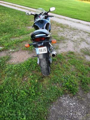 Сузуки SV 650 2000 в Каркси-Нуйа, объемом двигателя 0.65 л и пробегом 0 тыс. км за 1600 €, фото 5 на AUTOMOTO.COM.LV