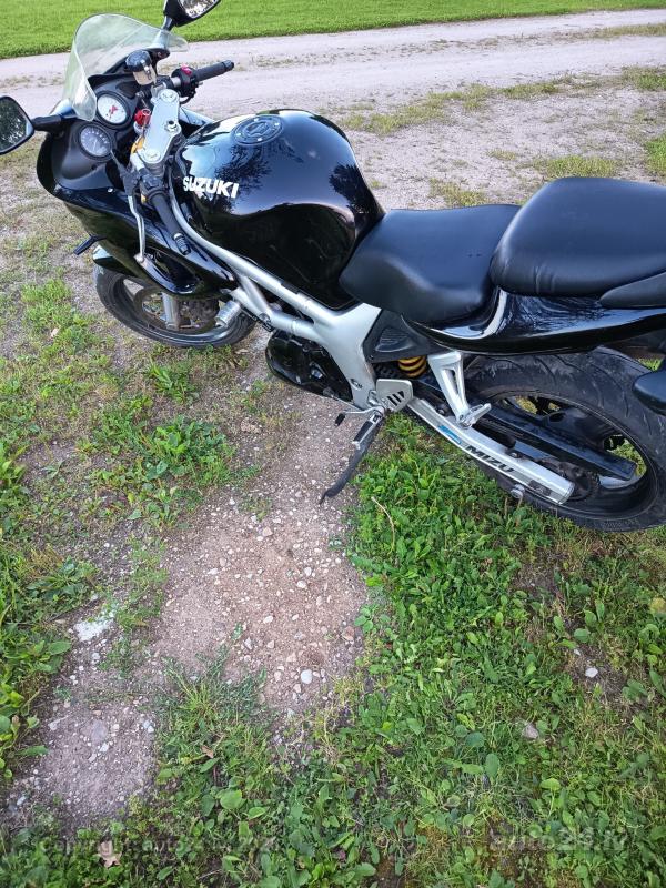 Сузуки SV 650 2000 в Каркси-Нуйа, объемом двигателя 0.65 л и пробегом 0 тыс. км за 1600 €, фото 5 на AUTOMOTO.COM.LV