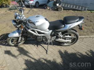 Сузуки SV 650 2001 в Цесис, объемом двигателя 0.65 л и пробегом 0 тыс. км за 1200 €, фото 2 на AUTOMOTO.COM.LV