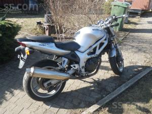 Сузуки SV 650 2001 в Цесис, объемом двигателя 0.65 л и пробегом 0 тыс. км за 1200 €, фото 3 на AUTOMOTO.COM.LV
