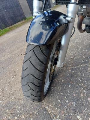 Suzuki SV 650 2001 Tallina, ar dzinēja tilpumu 0.65 L un nobraukumu 48 tūkst. km par 2150 €, foto 4 vietnē AUTOMOTO.COM.LV