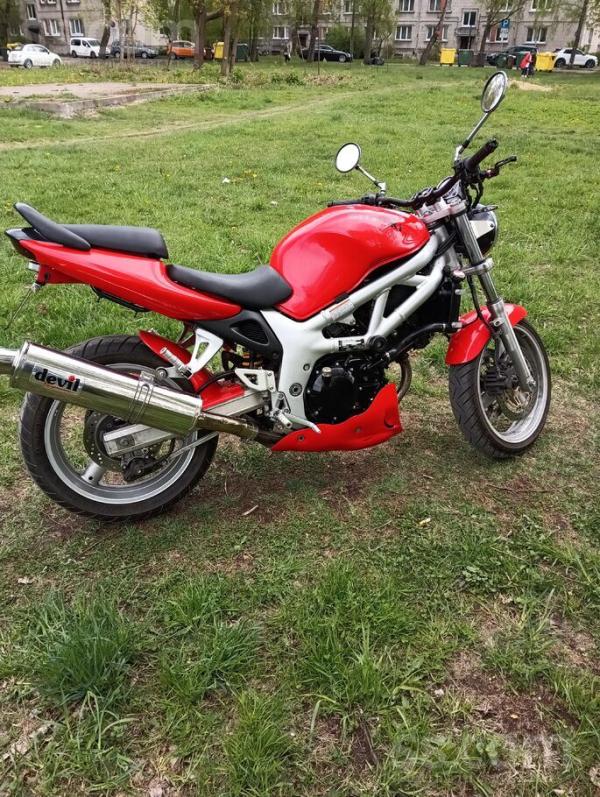 Suzuki SV 650 2001 Rīga, ar dzinēja tilpumu 0.65 L un nobraukumu 0 tūkst. km par 1650 €, foto 3 vietnē AUTOMOTO.COM.LV