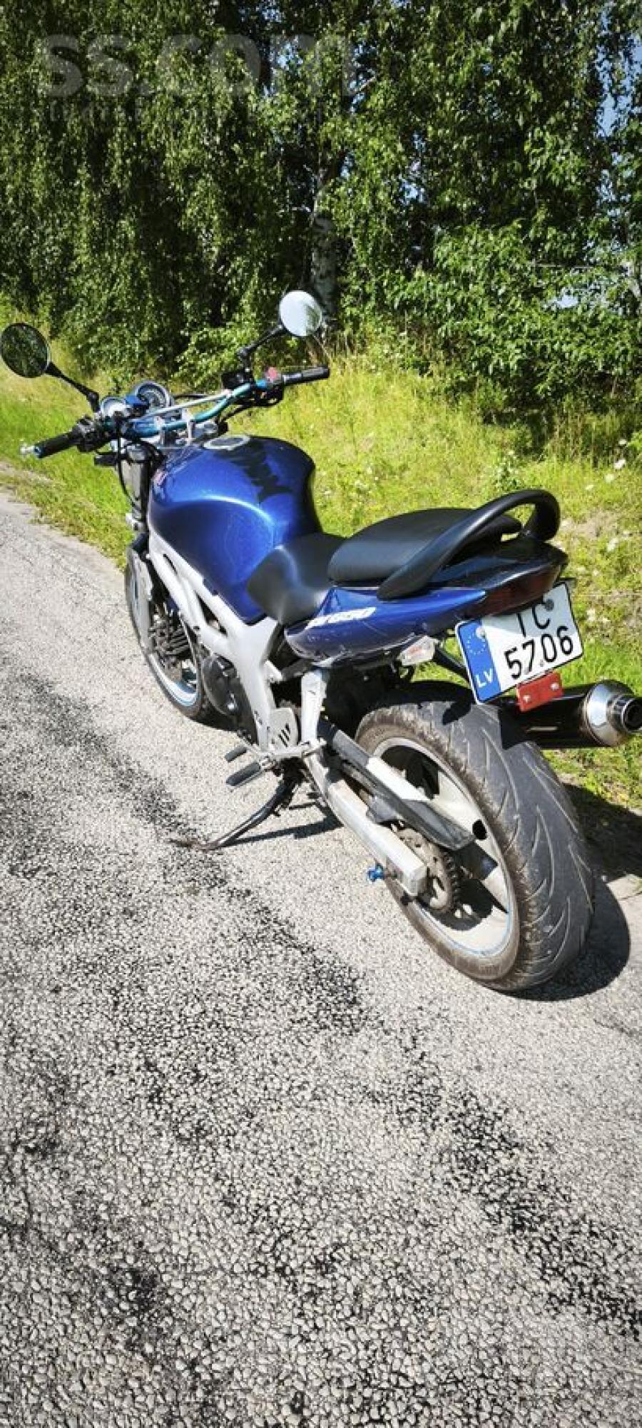 Suzuki SV 650 2001 in Liepaja, with an engine capacity of 0.65 L and mileage of 0 thousand km for 1900 €, photo 5 on AUTOMOTO.COM.LV