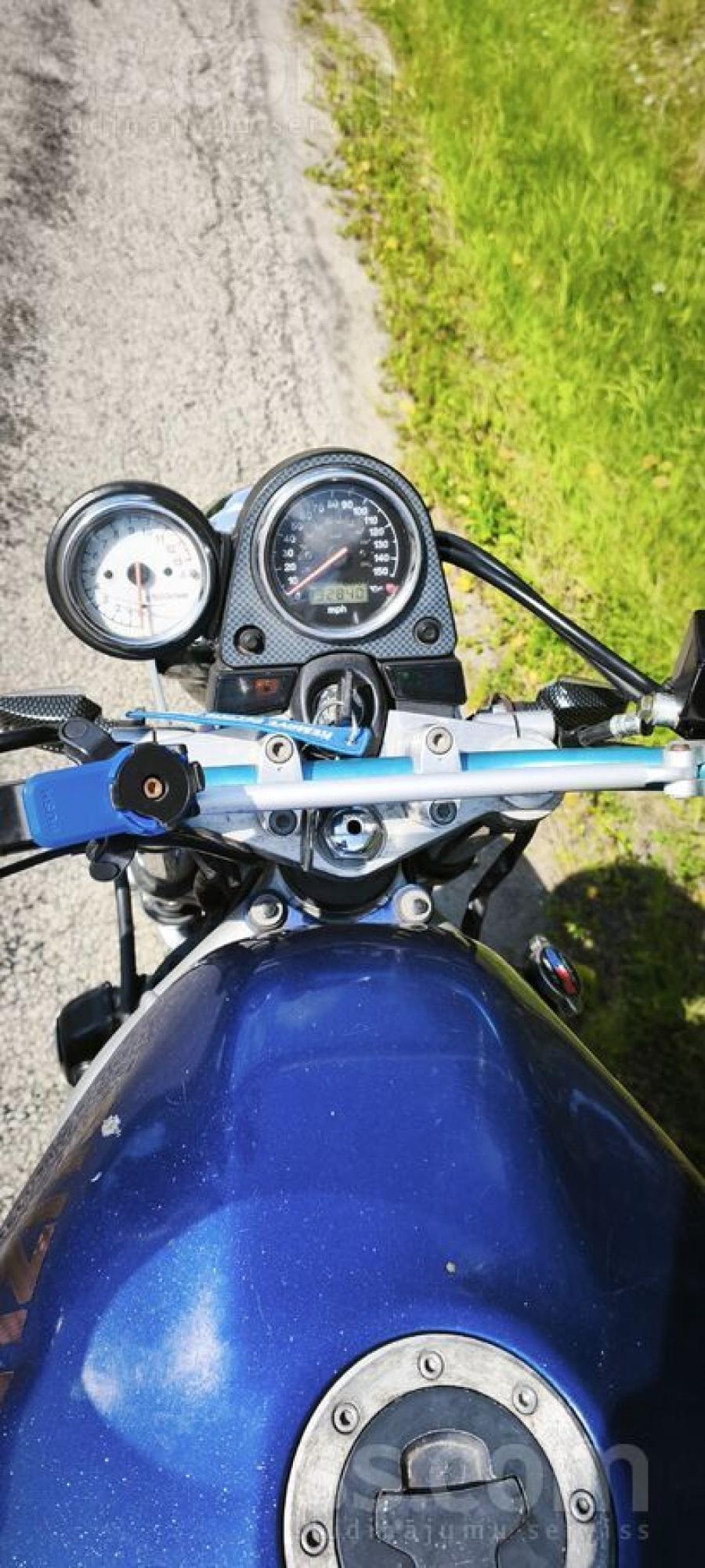 Suzuki SV 650 2001 in Liepaja, with an engine capacity of 0.65 L and mileage of 0 thousand km for 1900 €, photo 6 on AUTOMOTO.COM.LV