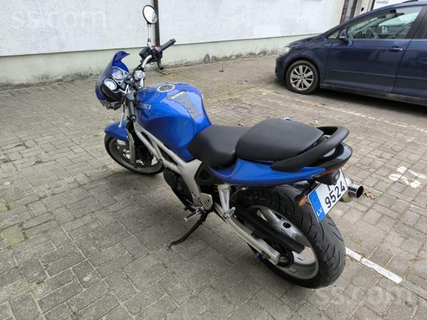 Suzuki SV 650 2002 Rīga, ar dzinēja tilpumu 0.65 L un nobraukumu 0 tūkst. km par 1800 €, foto 5 vietnē AUTOMOTO.COM.LV