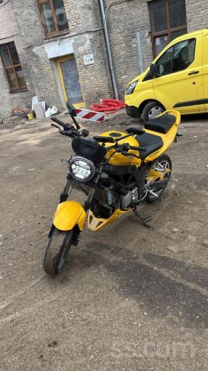 Сузуки SV 650 2003 в Елгава, объемом двигателя 0.65 л и пробегом 0 тыс. км за 1920 €, фото  на AUTOMOTO.COM.LV