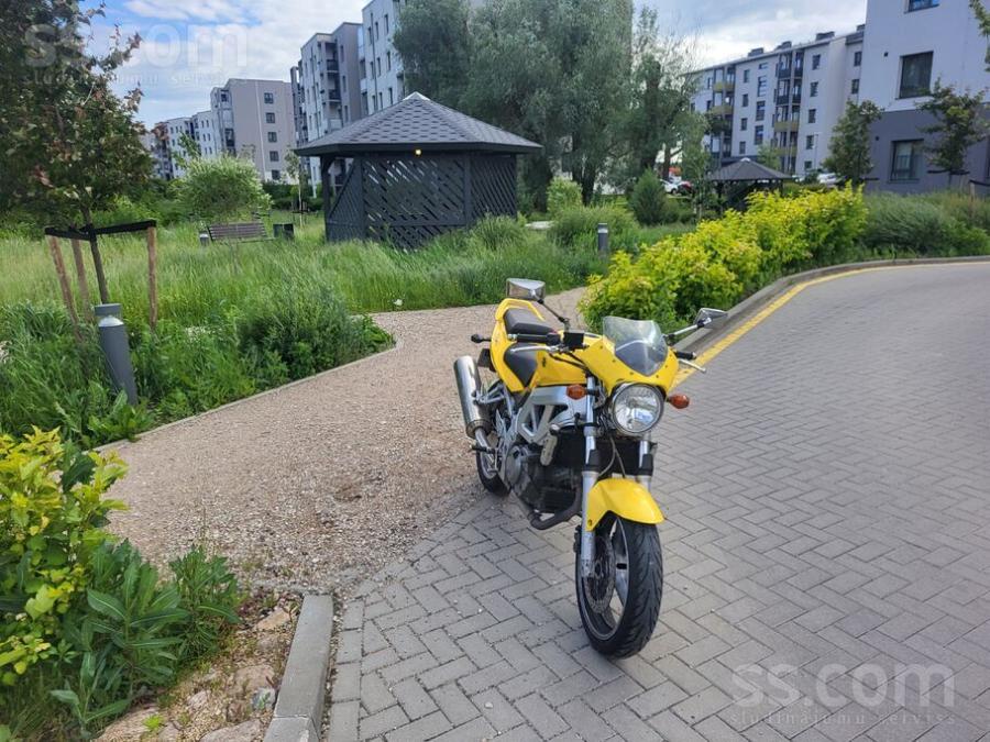 Suzuki SV 650 2005 in Riga, with an engine capacity of 0.65 L and mileage of 0 thousand km for 2500 €, photo 2 on AUTOMOTO.COM.LV