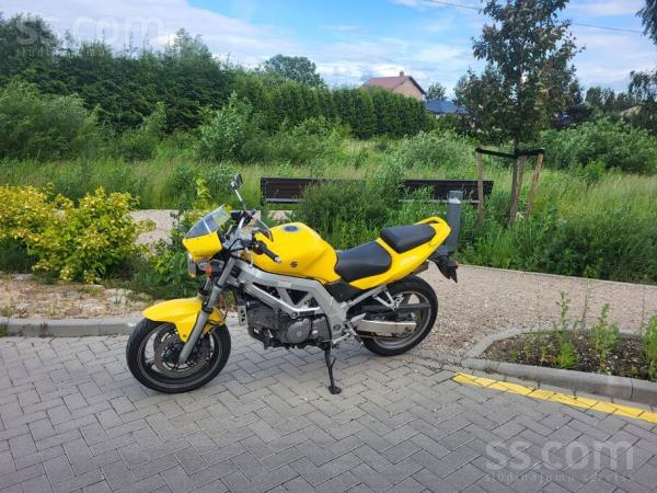 Suzuki SV 650 2005 in Riga, with an engine capacity of 0.65 L and mileage of 0 thousand km for 2500 €, photo 4 on AUTOMOTO.COM.LV