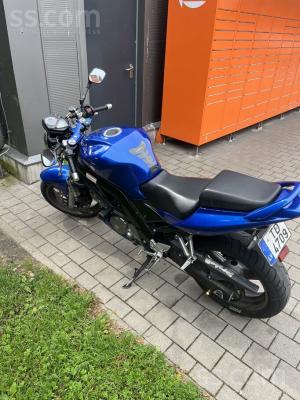 Suzuki SV 650 2006 Rīga, ar dzinēja tilpumu 0.65 L un nobraukumu 0 tūkst. km par 1600 €, foto 4 vietnē AUTOMOTO.COM.LV