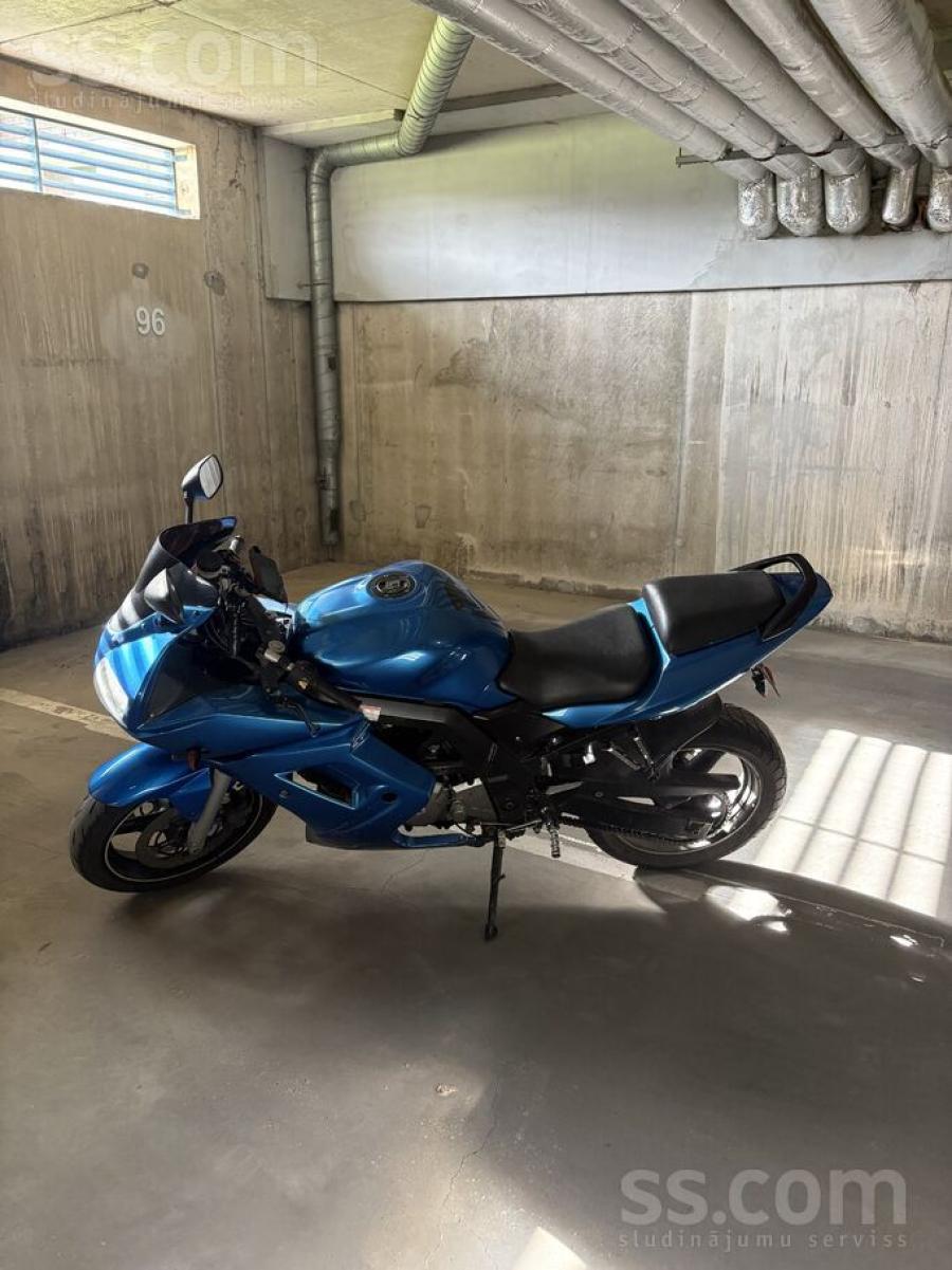 Сузуки SV 650 2007 в Рига, объемом двигателя 0.65 л и пробегом 0 тыс. км за 2100 €, фото 4 на AUTOMOTO.COM.LV