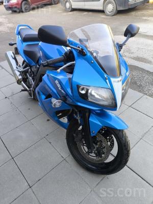 Suzuki SV 650 2010 in Riga, with an engine capacity of 0.65 L and mileage of 0 thousand km for 3400 €, photo 4 on AUTOMOTO.COM.LV