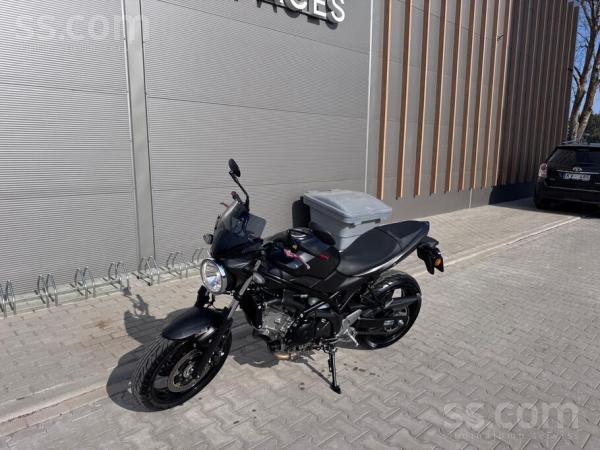 Suzuki SV 650 2016 Rīga, ar dzinēja tilpumu 0.65 L un nobraukumu 0 tūkst. km par 3950 €, foto 4 vietnē AUTOMOTO.COM.LV
