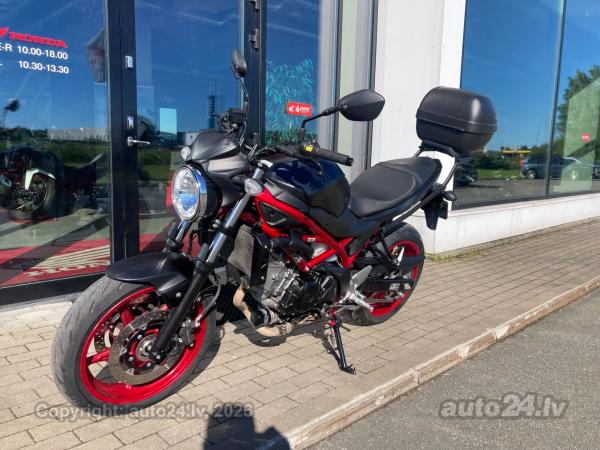 Suzuki SV 650 2021 in Tallinn, with an engine capacity of 0.65 L and mileage of 15 thousand km for 4790 €, photo 3 on AUTOMOTO.COM.LV