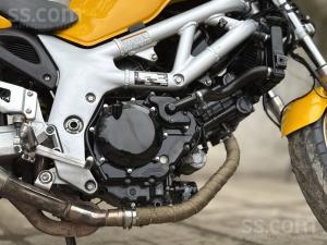 Сузуки SV 650S 1999 в Елгава, объемом двигателя 0.65 л и пробегом 0 тыс. км за 2100 €, фото 7 на AUTOMOTO.COM.LV