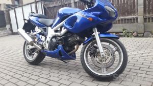 Suzuki SV 650S 2001 Rīga, ar dzinēja tilpumu 0.65 L un nobraukumu 0 tūkst. km par 1800 €, foto  vietnē AUTOMOTO.COM.LV